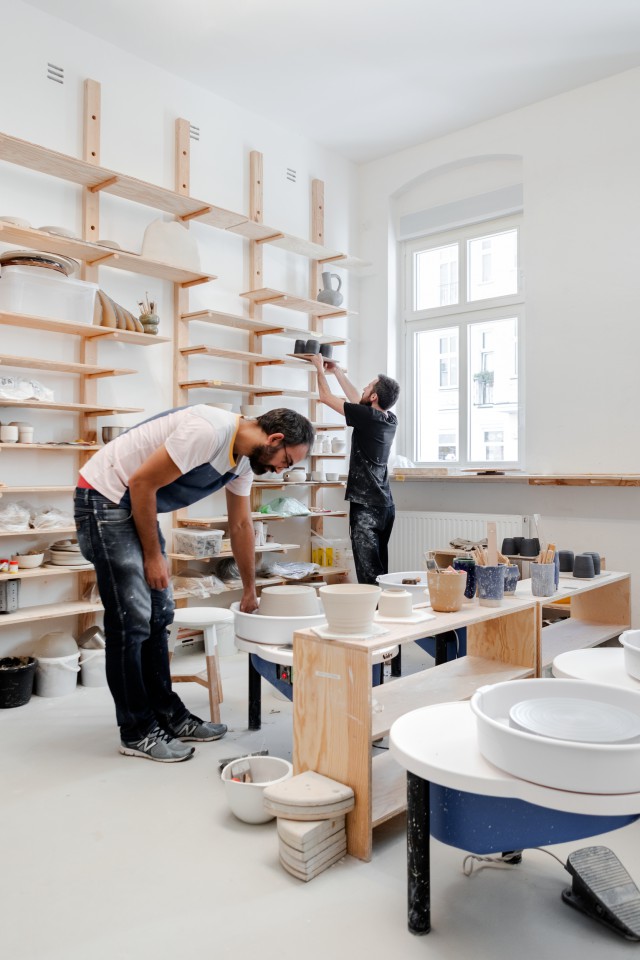 Clayground Ceramic Studio – Deture